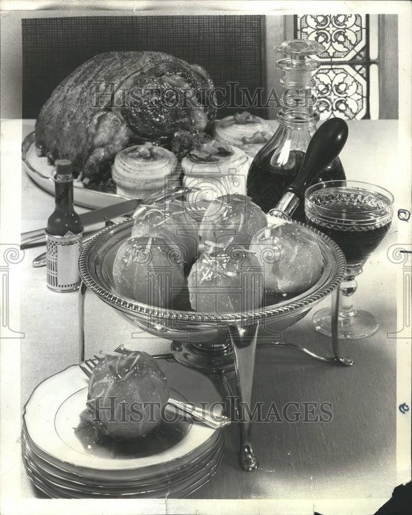 1973 Yummy Looking Passover Seder Supper - Historic Images