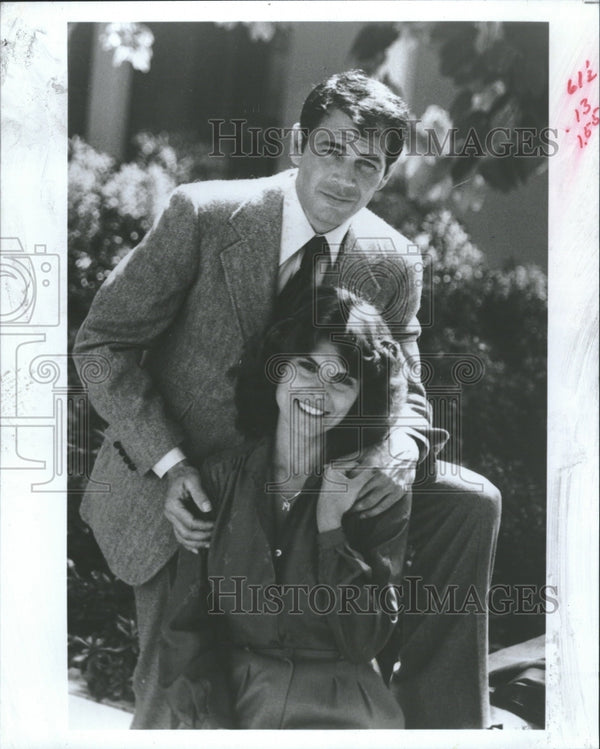 Adrienne Barbeau Robert Forster - Historic Images