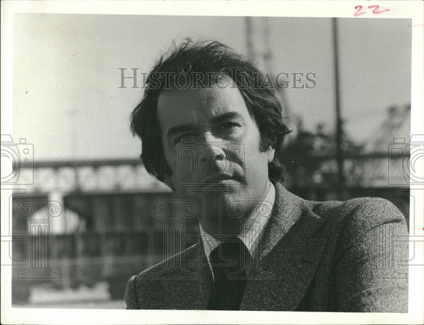 Laurence Luckinbill American actor - Historic Images