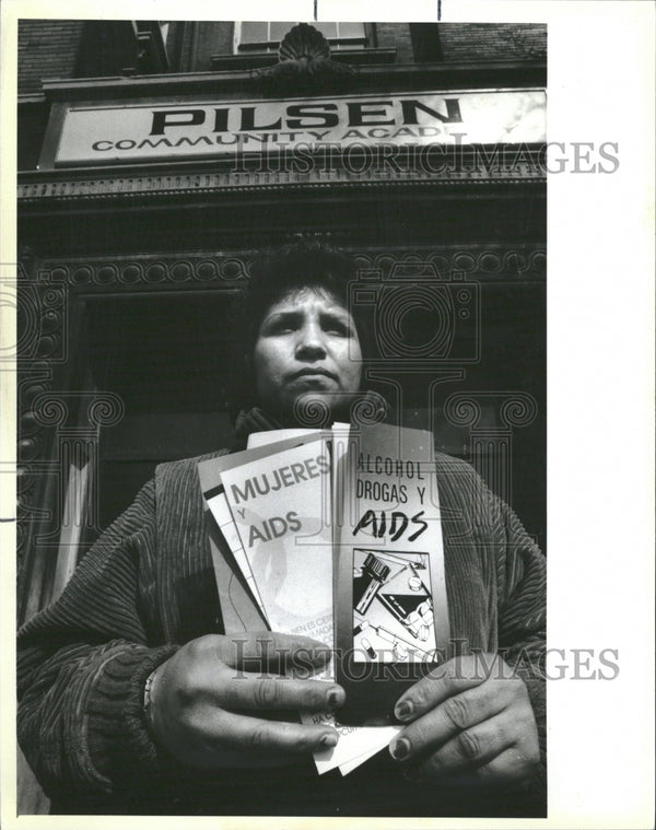 William H. Lavin Explains Program - Historic Images