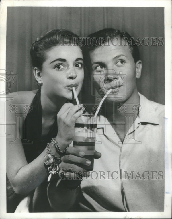 Products Tagged "1950-1959 Actor / Actress" Page 113 - Historic Images
