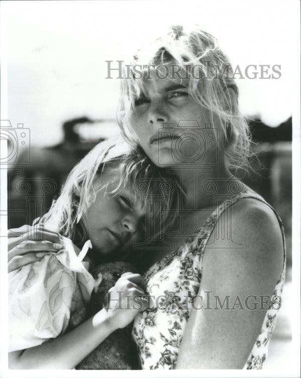 1992, Lindsey Haun Mariel Hemingway Daughter - RRU06433 - Historic Images