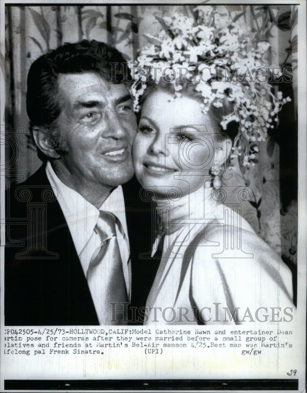 1973 Hawn married Dean Martin - RRU38023 - Historic Images