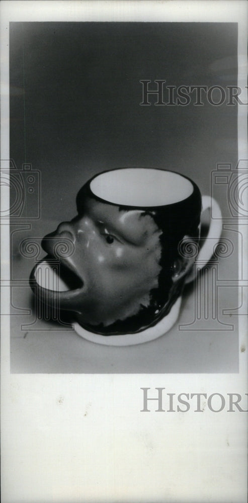 1978 Laughing Monkey Scuttle Shaving Mug - RRU49327 - Historic Images