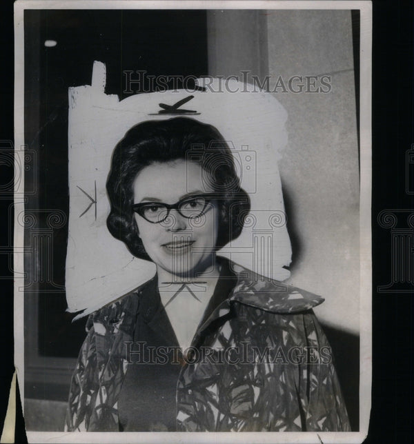 1963 Jo Ann Hardee newspaper reporter host - Historic Images
