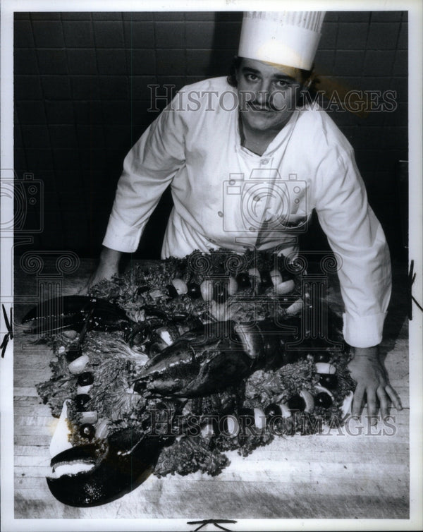1990 Detroit 100 Year Old Lobster Seafood - Historic Images