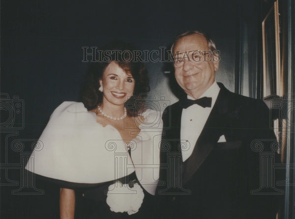 1991 Lee Lacocca Darrien Earle - Historic Images