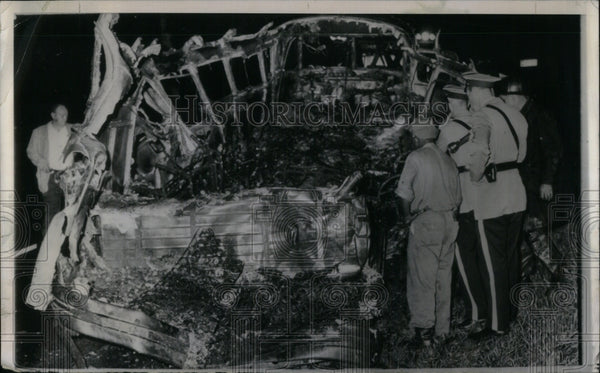 1959 10 Passengers Killed In Bus Accident - Historic Images