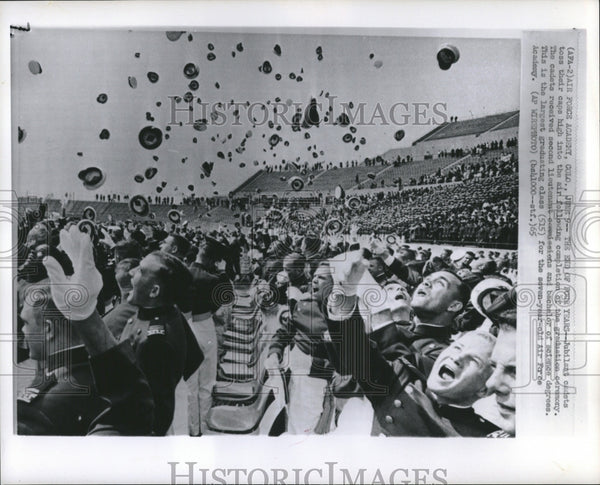 1965 Press Photo Graduation Completion Ceremony. - RRV18067 - Historic ...