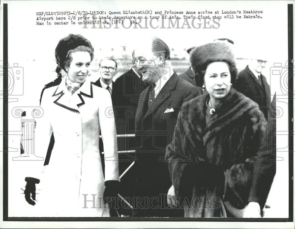 1972 Queen Elizabeth Princess Anne Airport - Historic Images