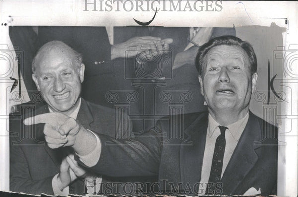 1960, Nelson Rockefeller & Sen Jacob Javits - RRV88359 - Historic Images