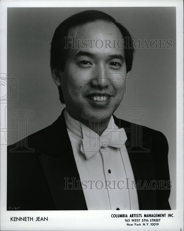 1990 Press Photo Kenneth Jean, Conductor - RRW09829 - Historic Images