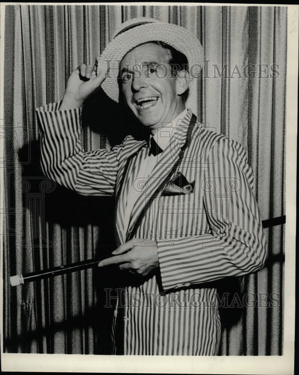 1962 Press Photo Al Fike Celebrate Cave Birthday Home - RRW11165 ...