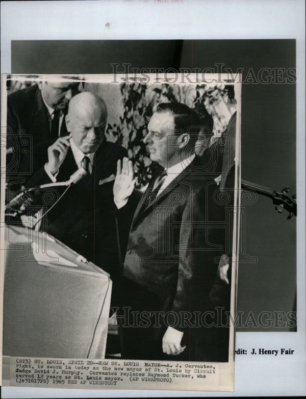 1996 Press Photo Raymond Tucker Louis Mayor Louis - RRW11605 - Historic ...
