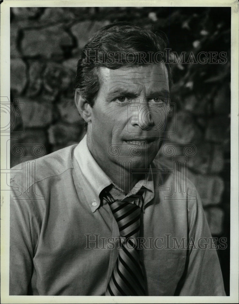 1980 Press Photo James Grover Franciscus Jim Halloran - RRW16111 ...