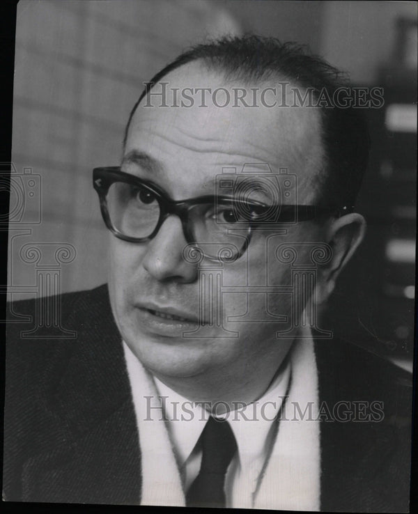 1959 Press Photo Dr George Forrell Professor Iwoa April - RRW16621 ...