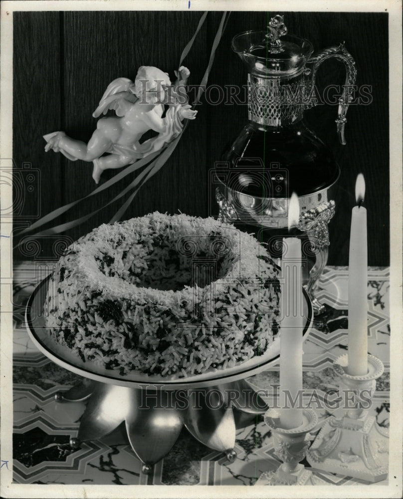 1971 Press Photo Some new faces old favorites Perk Meal - RRW23245 ...