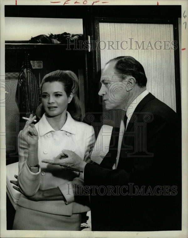 1966 Press Photo Angie Dickinson EG Marshall Poppy - RRW26701 ...