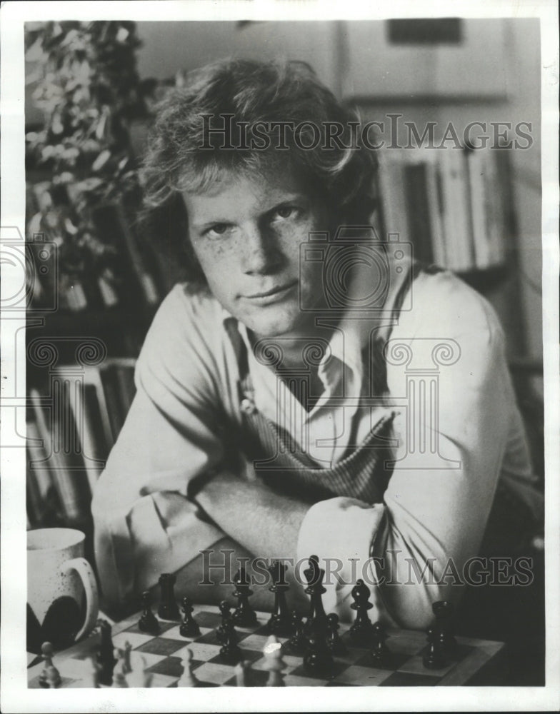 Actor James Stephens 60 Photos - Moonagedaydream.film