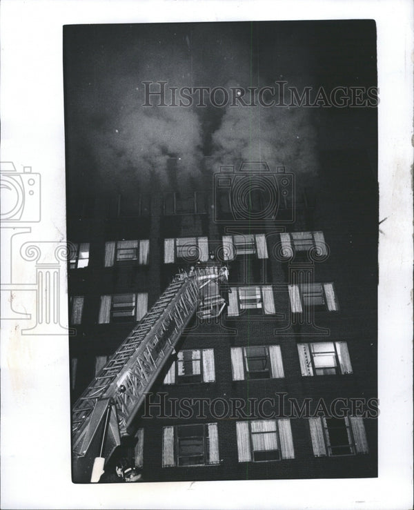 1979 Press Photo Hutzel Hospital Detroit Fire Singer - RRW29449 ...