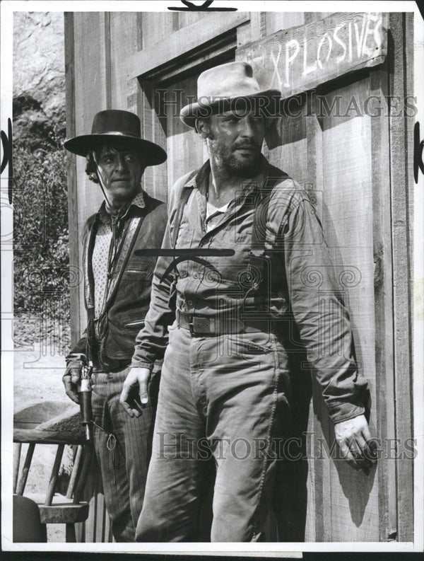 1969 Press Photo Actors John Vernon & Henry Darrow - RRW33443 ...