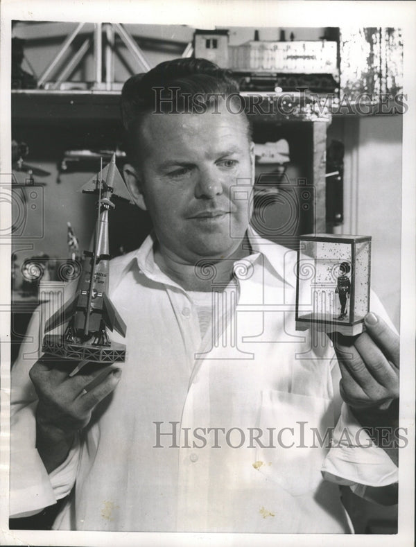 1956 Press Photo General Russell Patterson Model Toy - RRW40041 ...