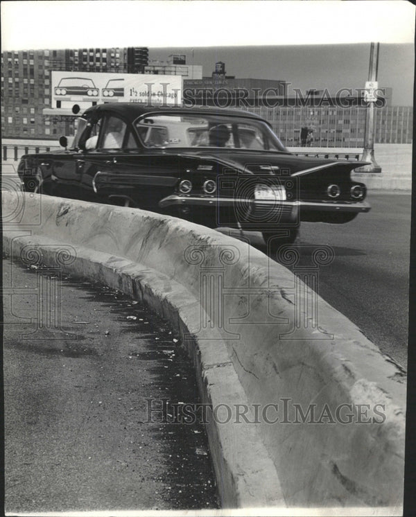 1965 Press Photo Chips Gouge Mark Attest Accidents Road - RRW50919 ...