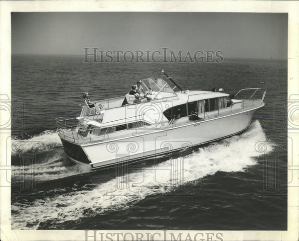 1963 Press Photo A Luxurious, Eye-CatchingYacht - RRW54273 - Historic ...