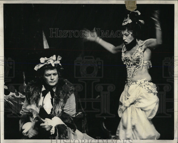 1970 Press Photo Joy Davidson Rake Progress - RRW59201 - Historic Images