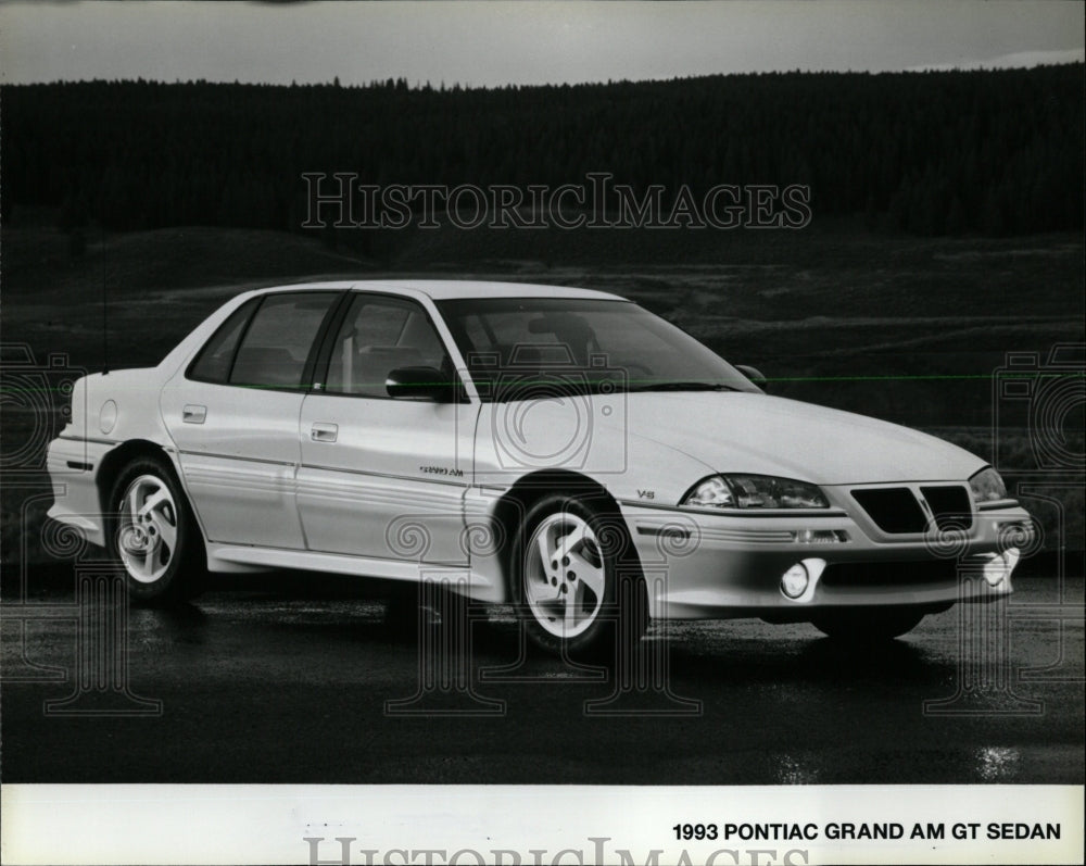 1993 Press Photo Pontiac Grand Am GT Sedan Automobile - RRW63367 ...