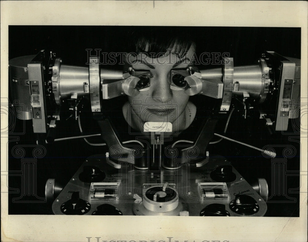 1967 Press Photo Eye Machine Synoptiscope United States - RRW68551 ...
