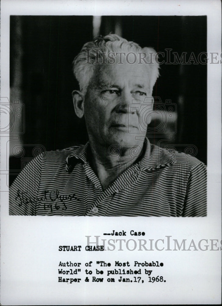 1967 Press Photo Author Stuart Chase - RRW71741 - Historic Images