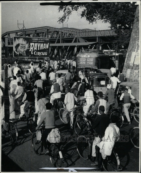 1952 Press Photo Rayman Circus - RRW77843 - Historic Images