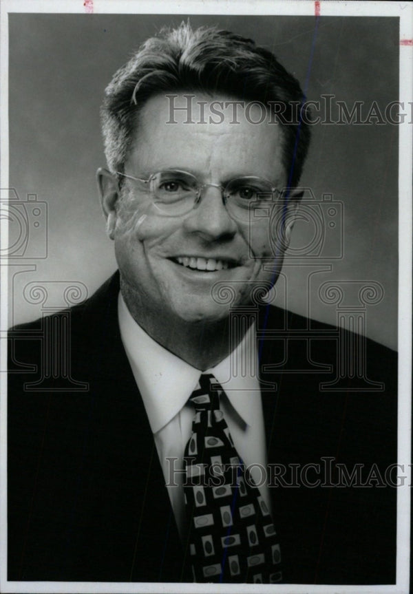 1998 Press Photo Dan McGillicuddy, Grubb & Ellis - RRW80935 - Historic ...