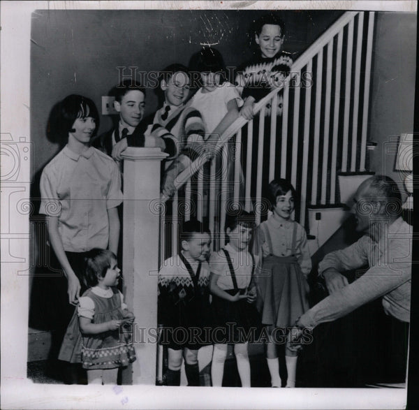 1965 Press Photo Orville Stout Kathy Tom Mike Bob Carol - RRW81809 ...
