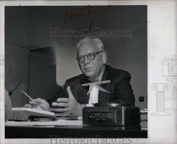 1955 Press Photo Foulkrod Michigan Bell Engineer - RRW83827 - Historic ...