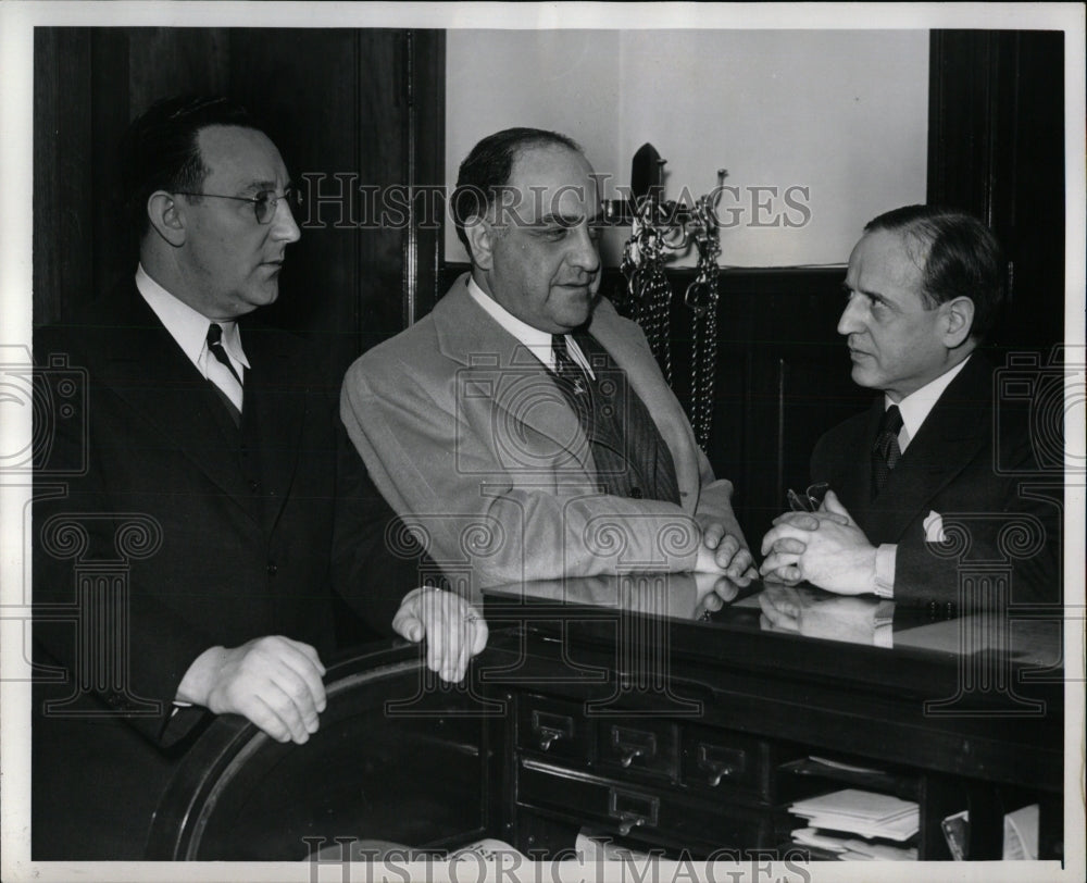 1941 Press Photo Sam Berman (housing graft inquiry) - RRW89603 ...