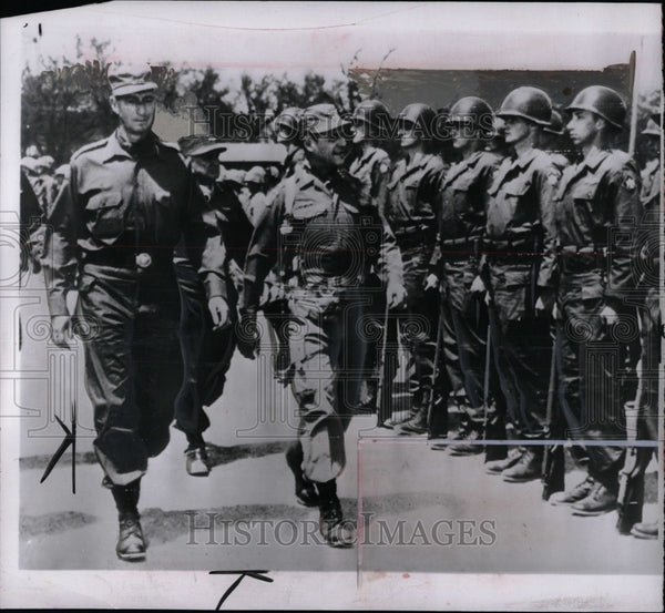 1952 Press Photo Gen. Mark W. Clark - RRW90497 - Historic Images