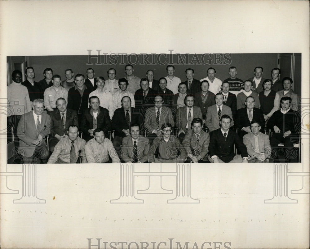 1972 Press Photo Graduating class of the first 1972 Bui - RRW90837 ...
