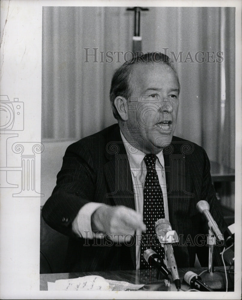 1974 Press Photo Senator Henry Jackson Press Conf. - RRW95105 ...