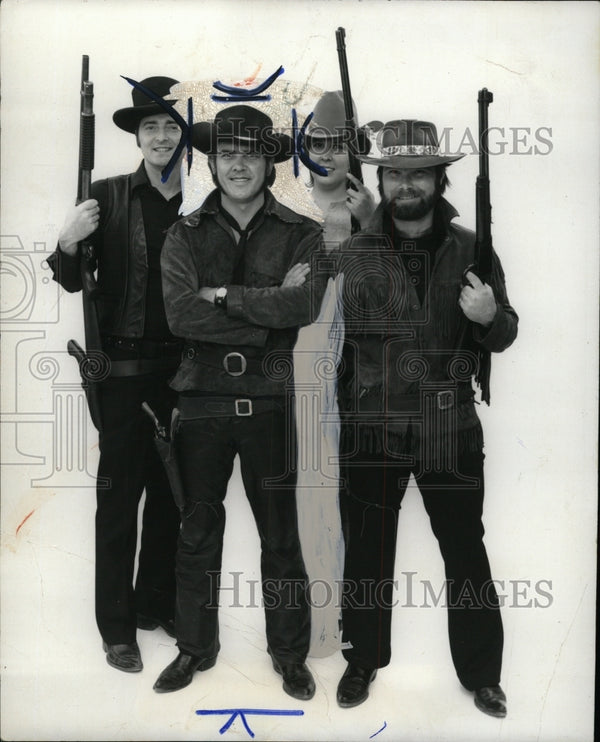 1973 Press Photo Charlie Tim Hazel Marsha Bob Guitar - RRW95291 ...