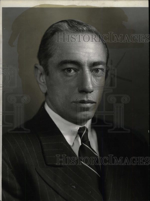 1945 Press Photo Roger Keyes Harry Ferguson, Inc. pres. - RRW98505 ...