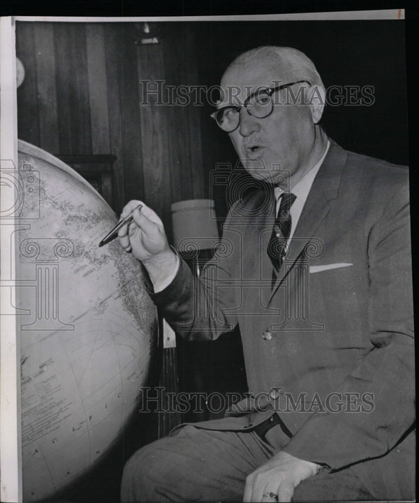 1964 Press Photo Chester Holifield United States Califo - RRW99431 ...