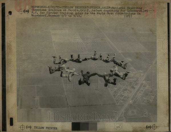 1975 National Skydiving Champions - Historic Images