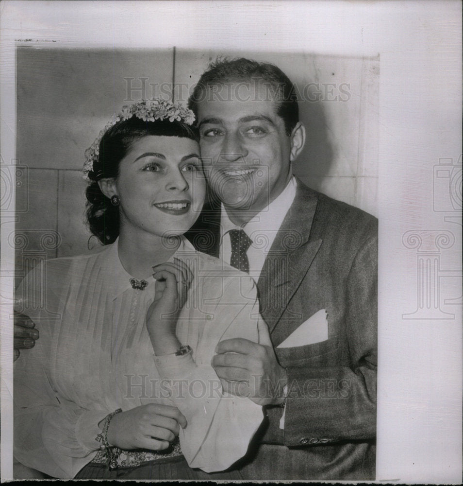 1952 Robert Peters Merrill Metropolitan Met - Historic Images