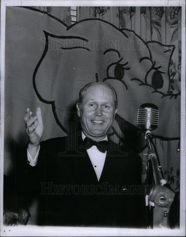 1956 Gov Arthur Langlie broadcast talk make - Historic Images