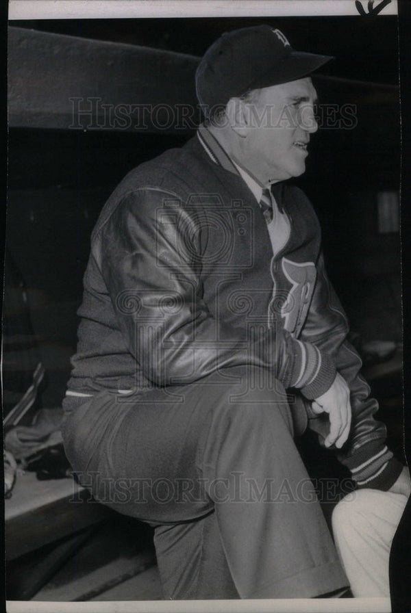 1945 Steve Neill - Historic Images