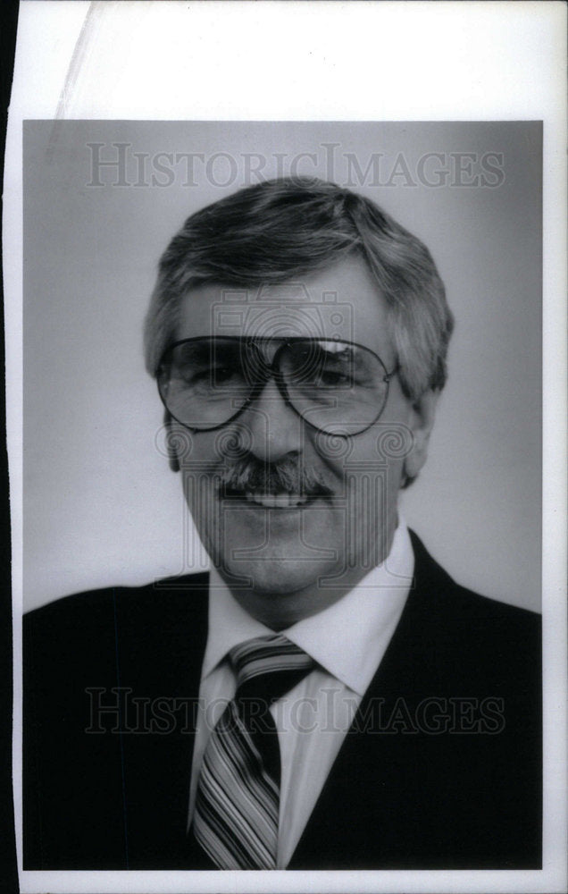 1986 George Tunis fur designer spectacles - Historic Images