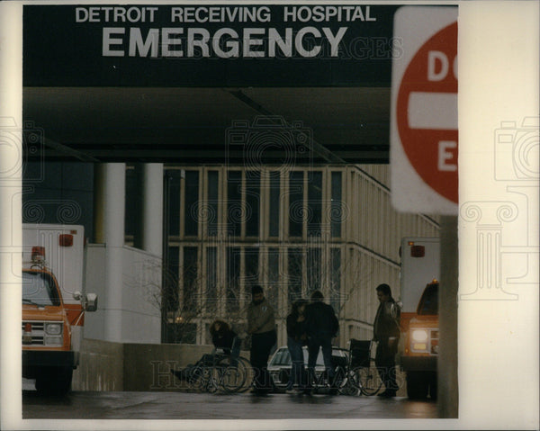 1990 Detroit Receiving Hospital - Historic Images