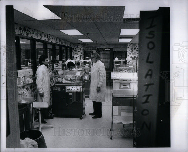 1977 Hutzel Hospital Hemodialysis Kidneys - Historic Images
